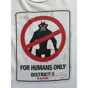 District 9 Movie | Shirts | Vintage Y2k District 9 Movie Promo For ...